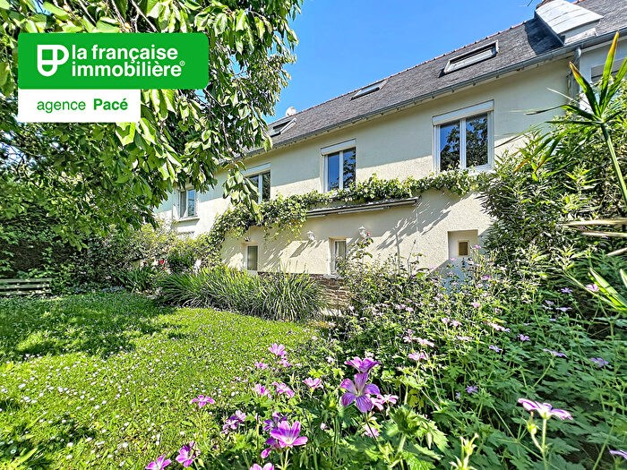 Maison 8 pièces à Le Rheu, à vendre