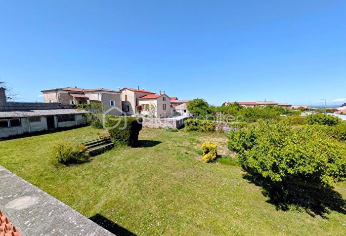 Sécheras : Maison 6 pièces à vendre