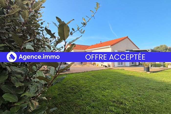 Maison à vendre - Orleix - 4 pièces - 3 chambres