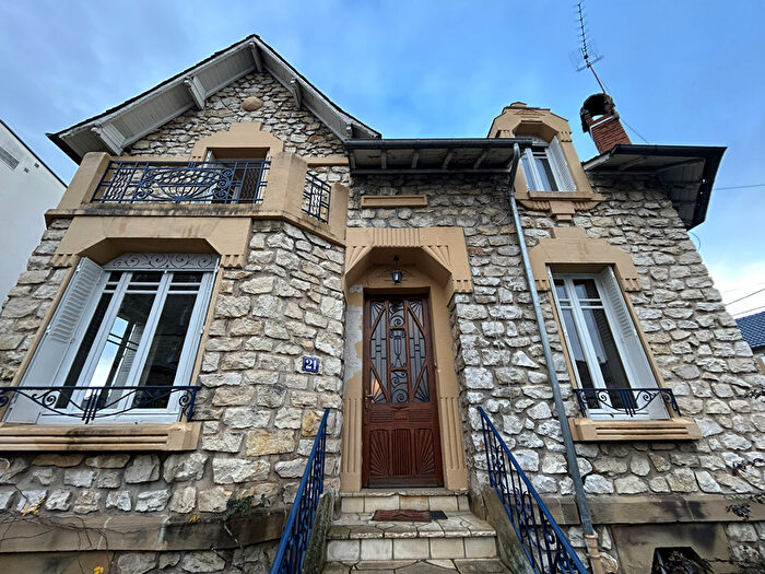 Maison à vendre - Brive-la-Gaillarde, Centre-ville, Pont Cardinal, Champanatier - 4 pièces - 3 chambres