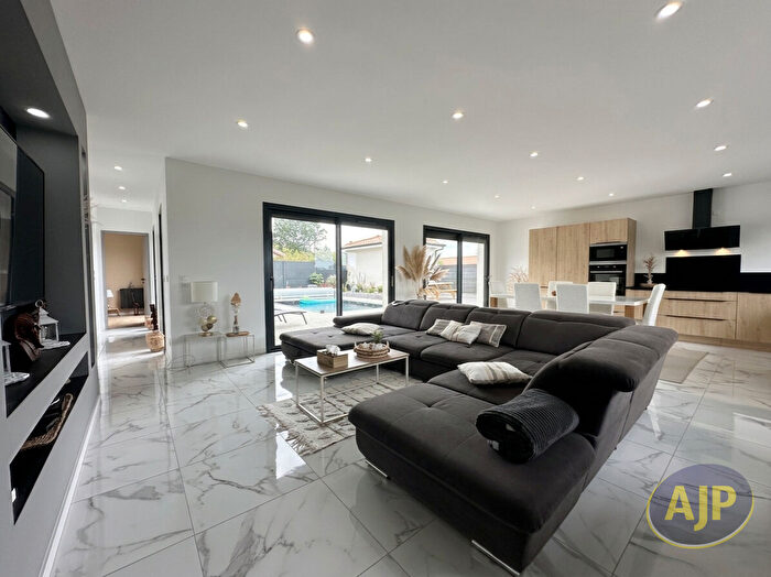 Lamarque - Maison 4 pièces à vendre