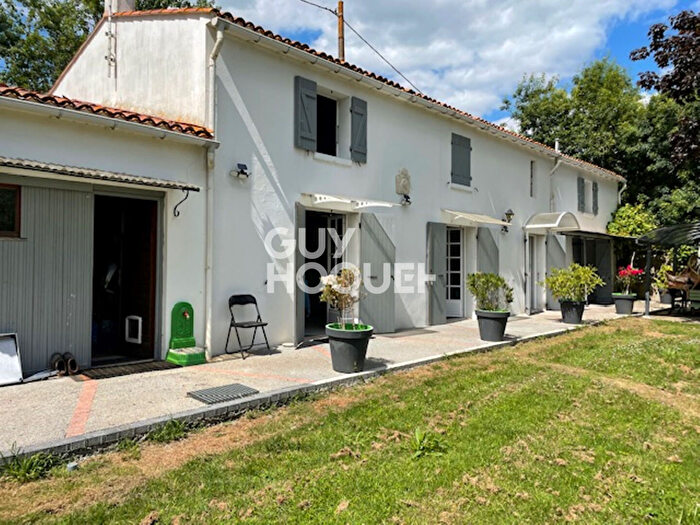 Maison 5 pièces à vendre à La Ronde
