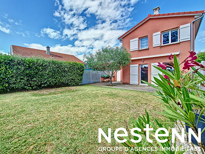 Maison à vendre - Genas - 4 pièces - 3 chambres