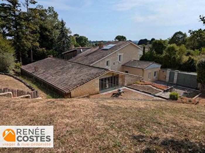 Maison 7 pièces à vendre à Montlieu-la-Garde