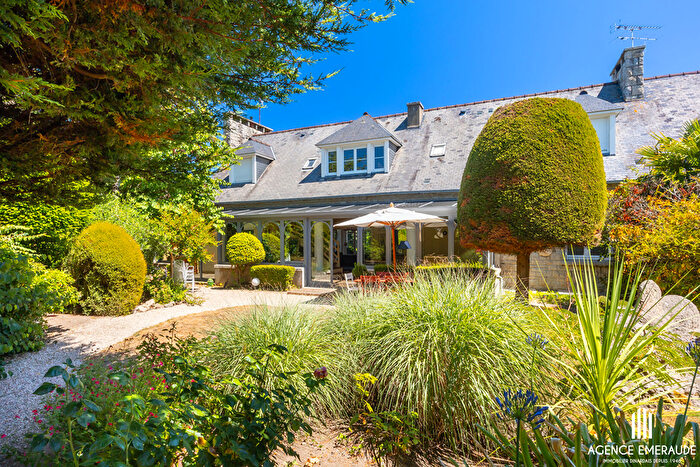 Dinard, Centre-ville, Plage de l'Ecluse, Pointe du Moulinet - Maison 8 pièces à vendre