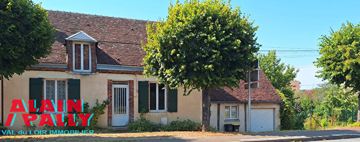 Cloyes-sur-le-Loir : Maison 5 pièces à vendre