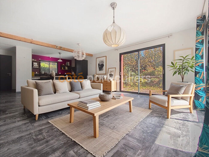 Maison à vendre - Trémouilles - 4 pièces - 3 chambres