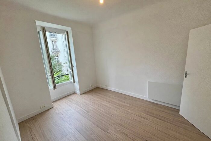 Appartement à louer - Nice, Libération - 1 pièce