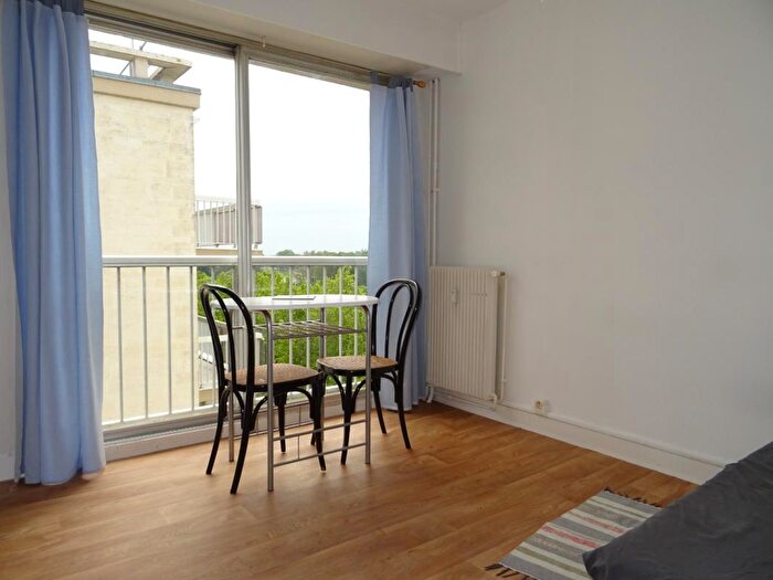 Appartement 1 pièce à louer - Orléans, La Madeleine, Saint-Laurent