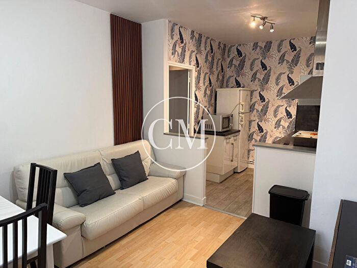 Appartement à louer - Versailles, Saint-Louis - 2 pièces - 1 chambre