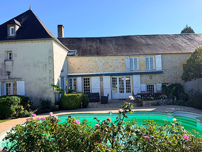Maison 9 pièces à Saint-Martin-d'Heuille, à vendre