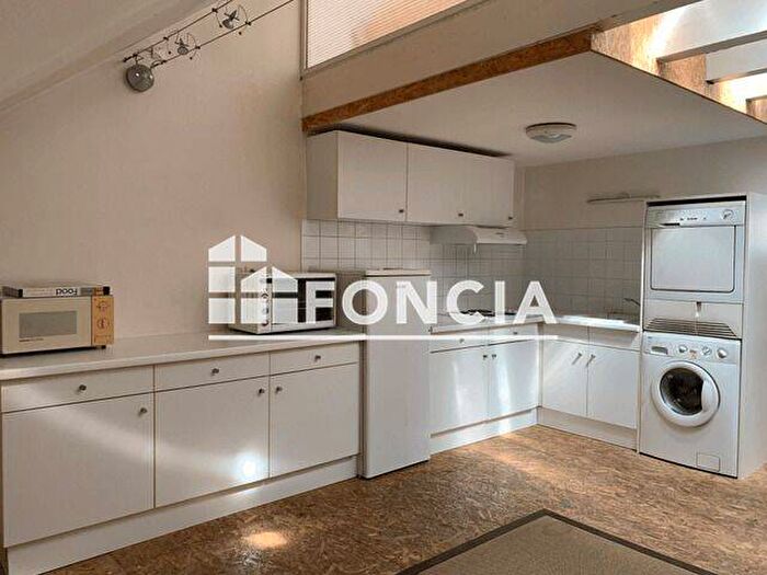 Centre Ville, Thionville : Appartement 2 pièces à louer