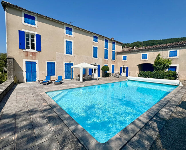 Maison à vendre - Chalabre - 10 pièces - 6 chambres