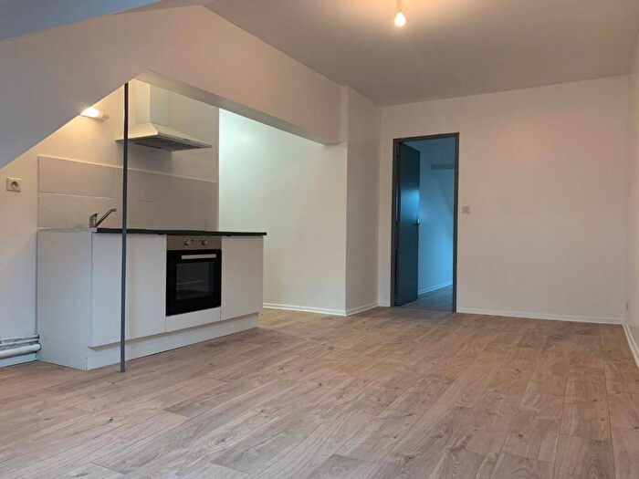 Appartement à louer - Saint Martin, Périgueux - 2 pièces - 1 chambre