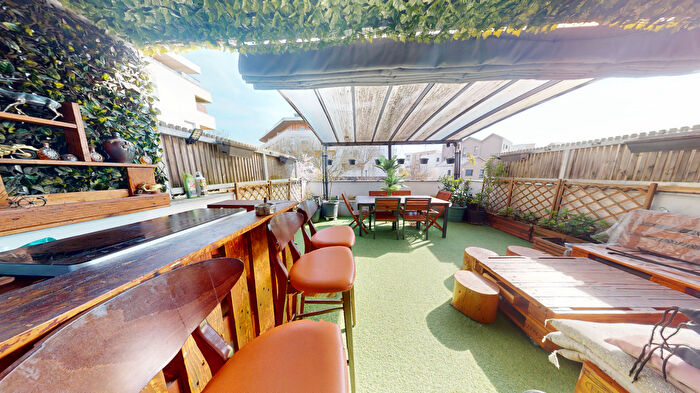 Appartement à vendre - Lingolsheim, Tiergaertel, Européen, Alouettes, Galilée, Tanneries - 4 pièces - 3 chambres