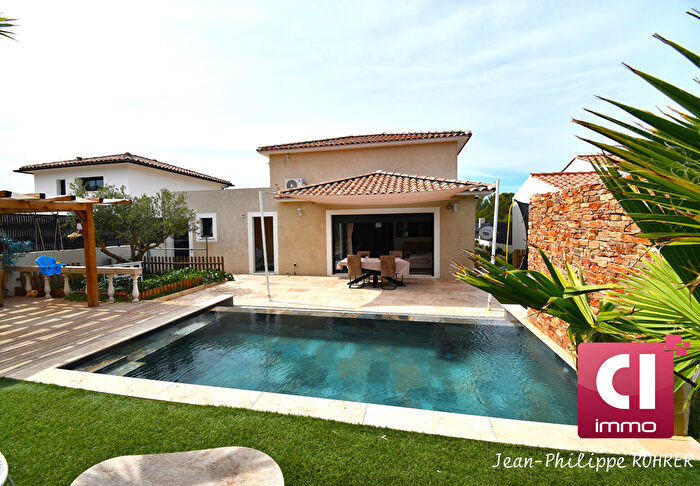 Maison à vendre - Rocbaron - 5 pièces - 4 chambres