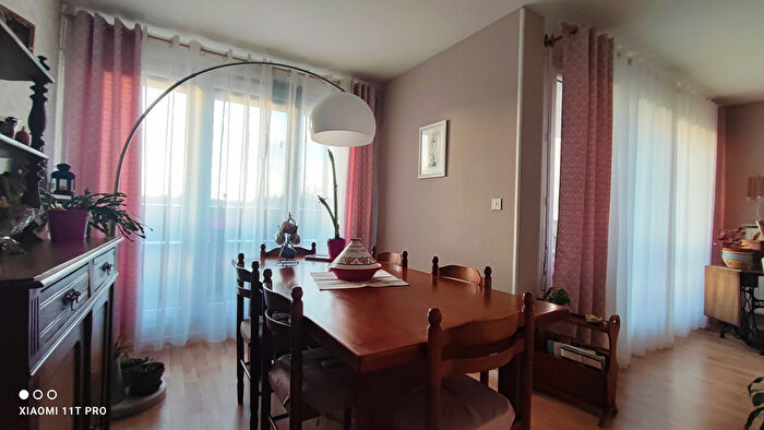 Appartement à vendre - Montataire, Bas de la ville - 5 pièces - 3 chambres