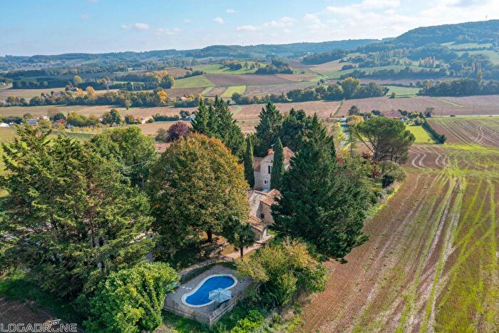 Dausse - Maison 9 pièces à vendre