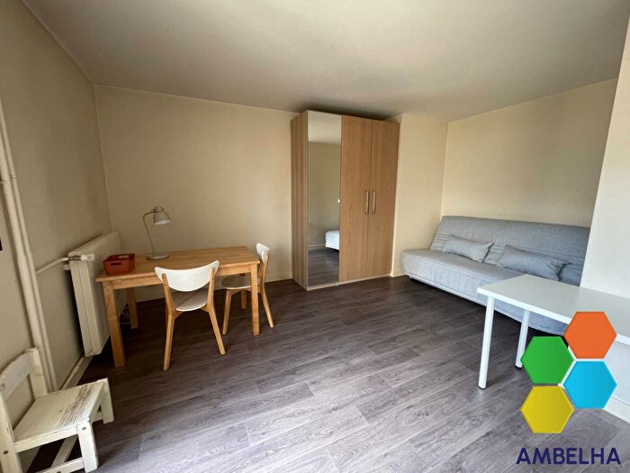 Appartement 1 pièce à louer à Orléans