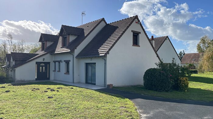 Maison 8 pièces à Noyers-sur-Cher, à vendre