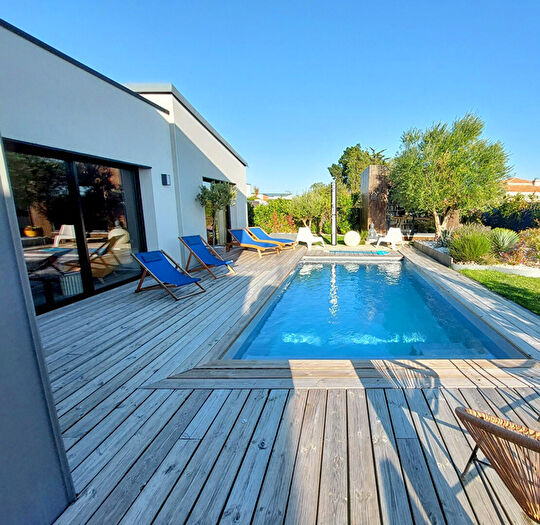 Maison à vendre - Le Fenouiller - 5 pièces - 3 chambres