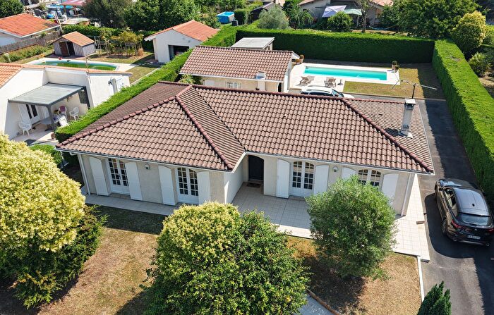 Sainte-Eulalie : Maison 4 pièces à vendre