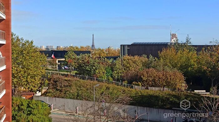 Appartement à louer - Issy-les-Moulineaux, Les Epinettes, Le Fort, Les Hauts dIssy - 1 pièce
