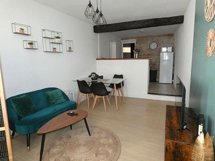 Appartement à louer - Centre Ville, Niort - 2 pièces - 1 chambre