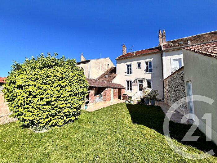 Maison 6 pièces à Nangis, à vendre