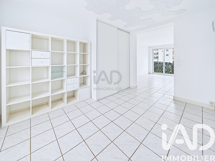 Appartement à vendre - Créteil, Haut du Mont-Mesly - 4 pièces - 2 chambres