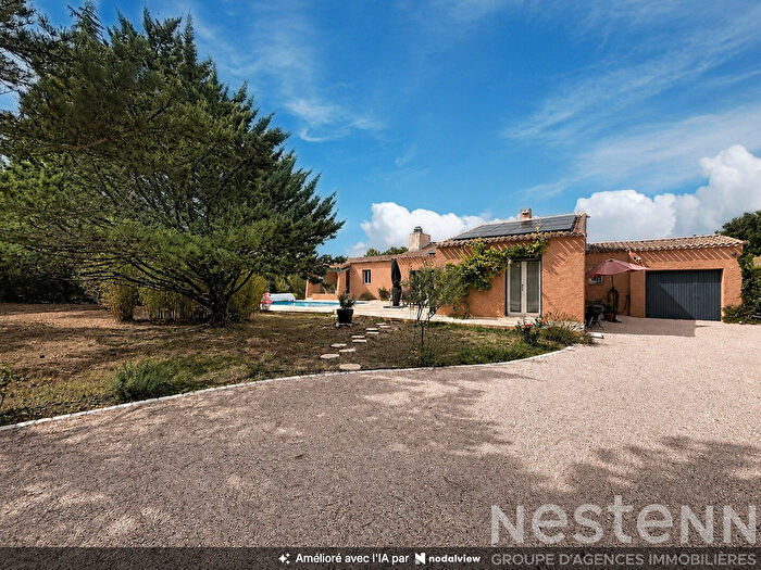 Maison 4 pièces à vendre à Ollières