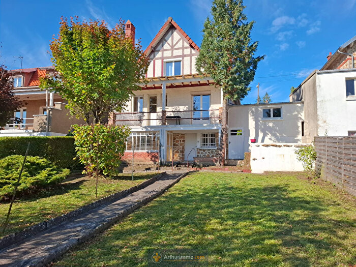 Maison à vendre - Coulommiers, Centre-ville - 4 pièces - 3 chambres