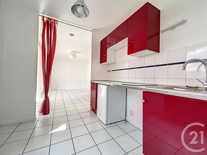 Appartement à louer - Belfort, Vieille ville, Le Fourneau - 1 pièce