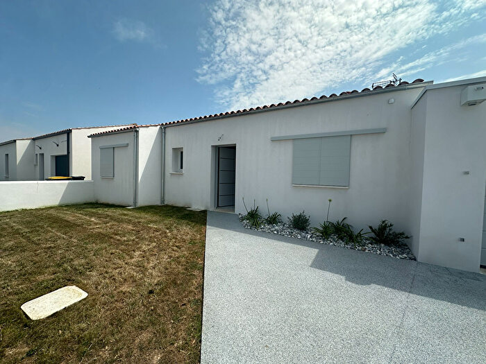 Maison 4 pièces à louer à Charron
