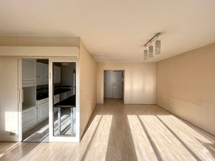 Appartement 3 pièces à Bagnolet, Centre Sud, à vendre
