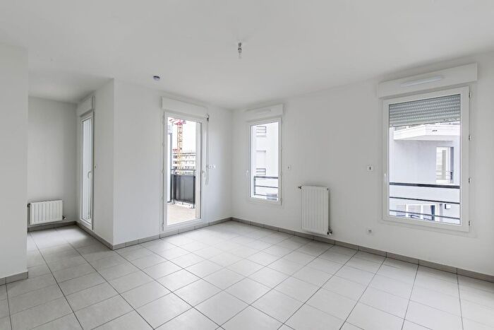 Appartement à louer - Villeurbanne, Poudrette, Les Brosses - 1 pièce