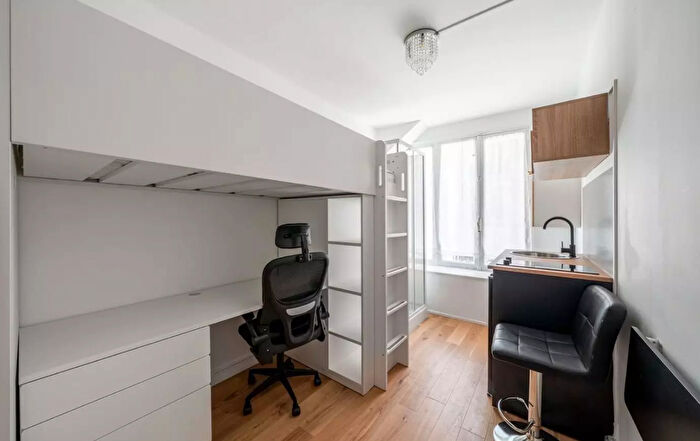 Paris 16ème, Passy, Maison de la Radio, Muette-Sud : Appartement 1 pièce à louer