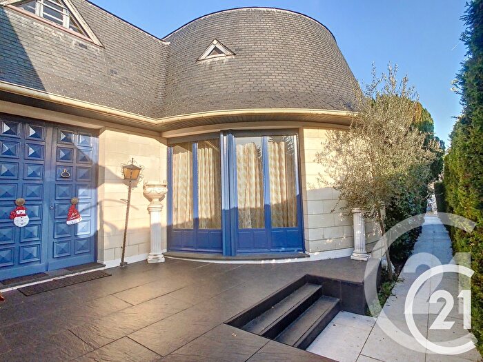 Maison à vendre - Thiais, Proche Choisy - 7 pièces - 4 chambres