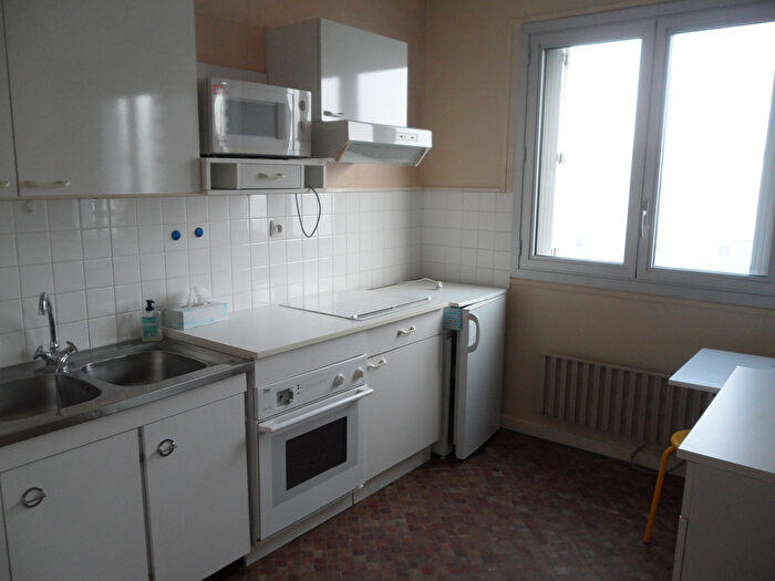 Appartement à louer - Bourges, Val dAuron, Hameau de Gionne, Mazières, Pijolins - 3 pièces - 2 chambres