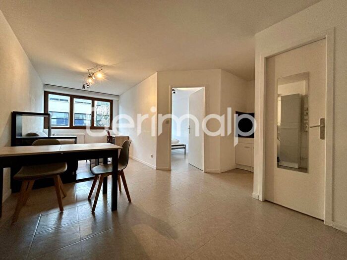 Appartement à louer - Gare, Annecy - 2 pièces - 1 chambre