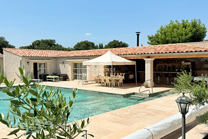 Maison à vendre - Eyragues - 8 pièces - 3 chambres