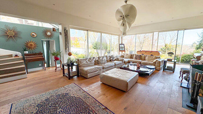 Maison à vendre - Villennes-sur-Seine - 9 pièces - 6 chambres