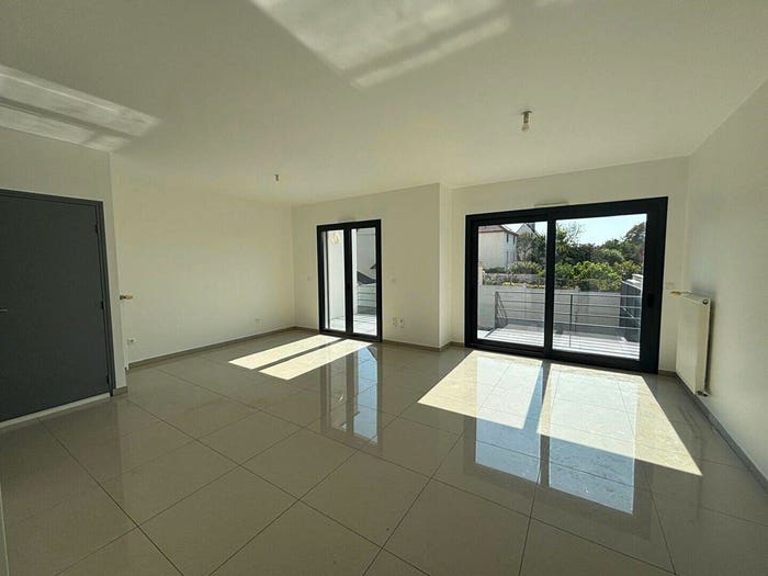 Maison 5 pièces à Bord de Marne, Champs-sur-Marne, à louer