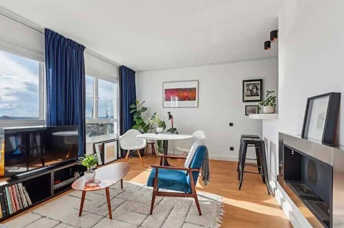 Appartement à louer - Buttes Aux Cailles-Glacière, Paris ème arrondissement - 1 pièce