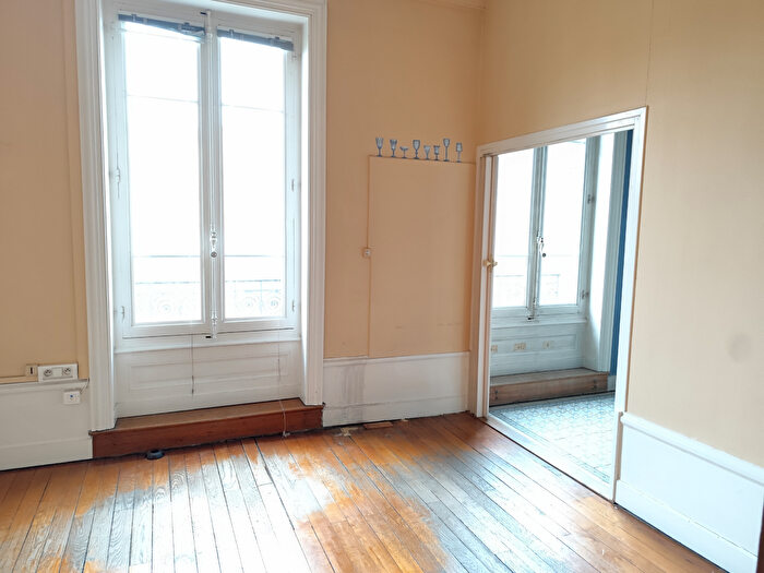 Appartement à vendre - LArbresle - 3 pièces - 2 chambres