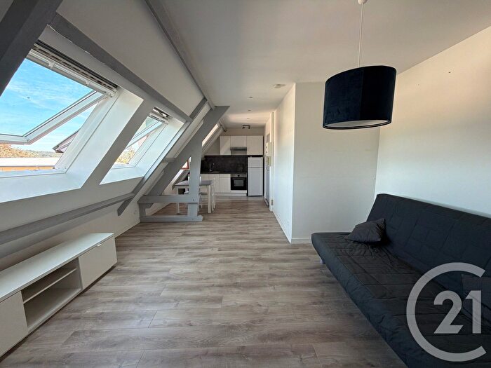 Appartement 2 pièces à Ecquevilly, à vendre