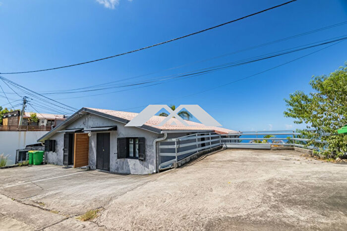 Appartement 3 pièces à louer - Petite-Île, La Ravine du Pont, Charrié