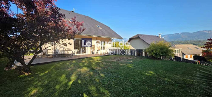 Maison à vendre - La Biolle - 8 pièces - 6 chambres