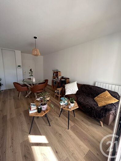 Villefranche-sur-Saône, Béligny, Lamartine : Appartement 2 pièces à louer
