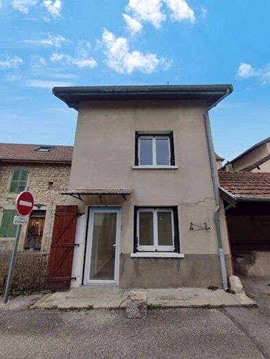 Maison à louer - Briord - 4 pièces - 3 chambres